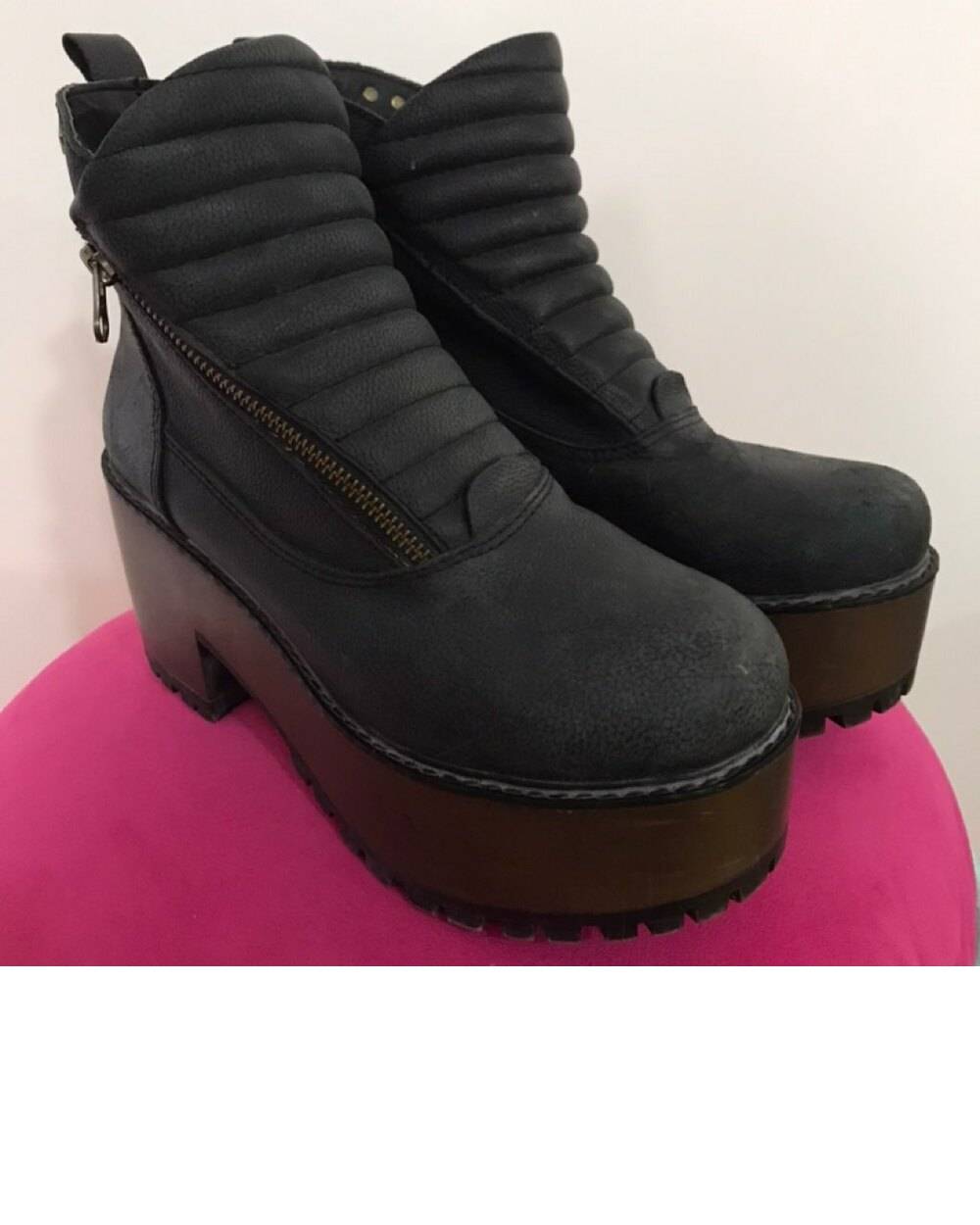 Renová Tu Vestidor - Botas Lady Stork