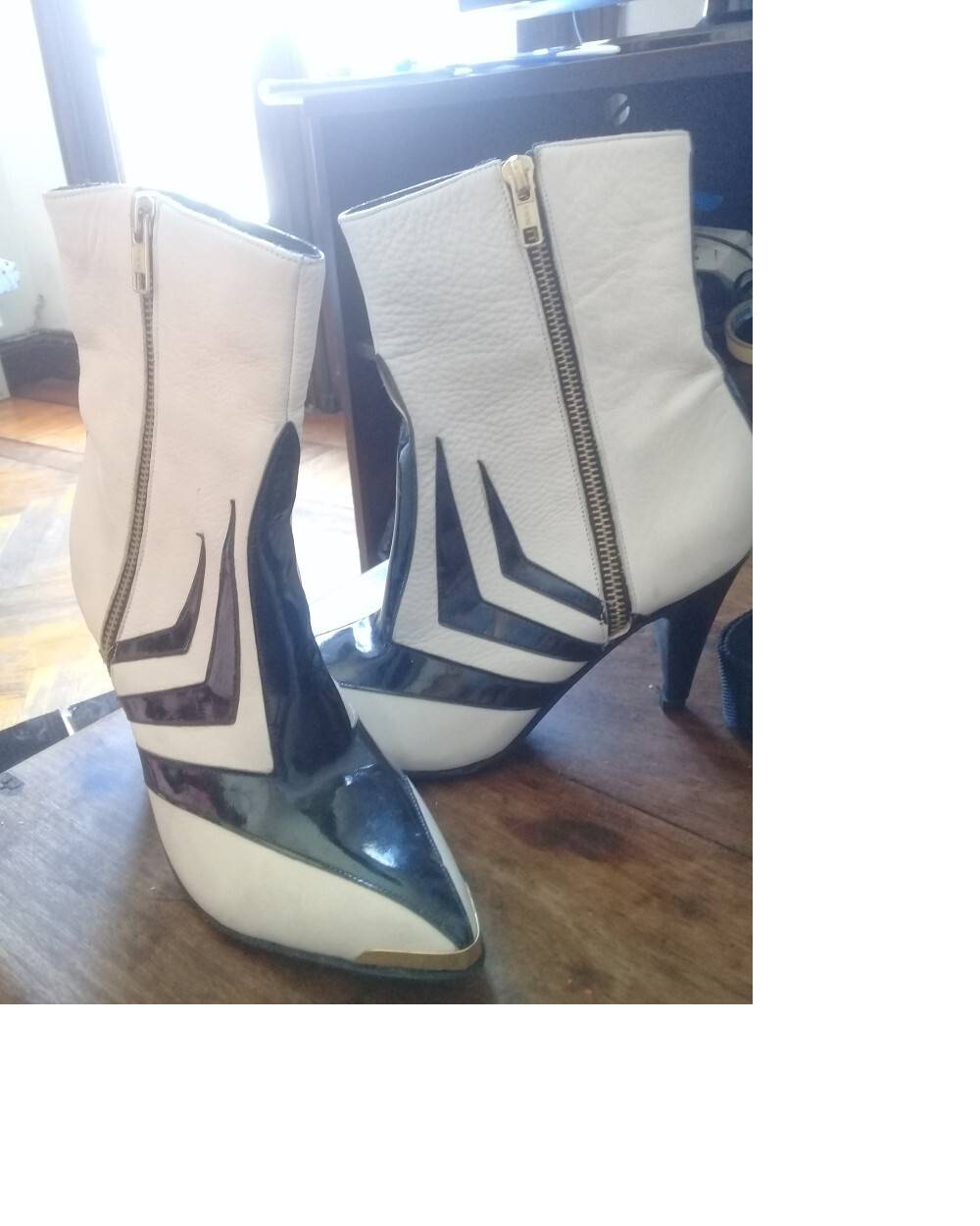 Renová Tu Vestidor - Botas Maria Cher