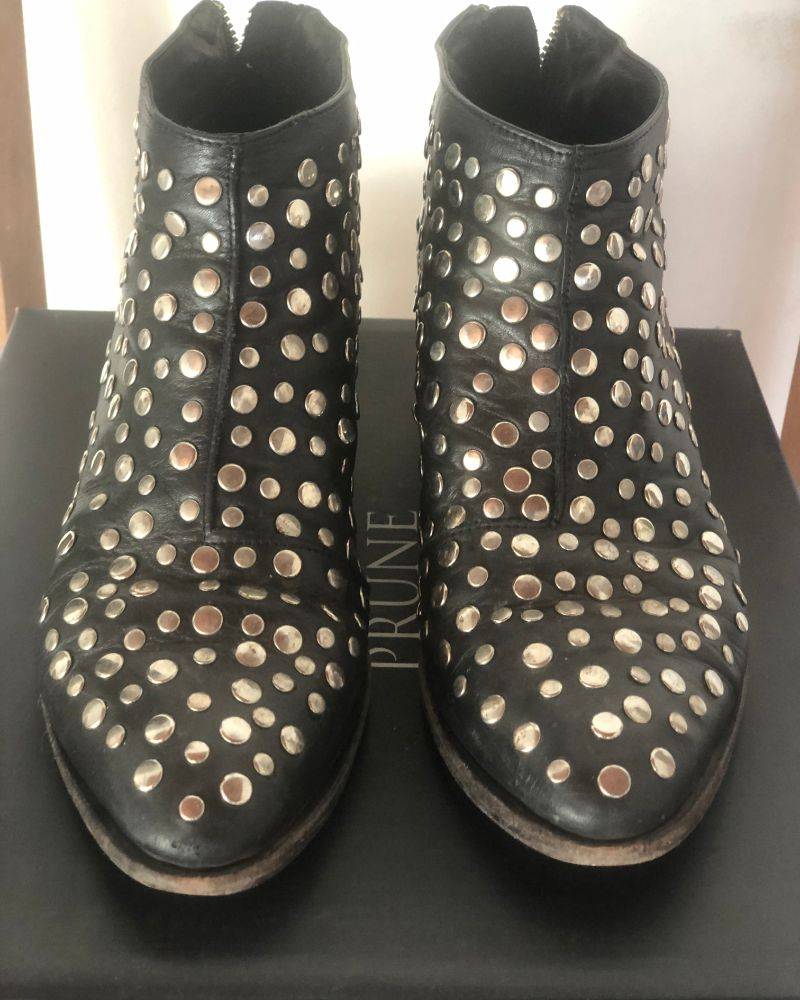 Renová Tu Vestidor - Botas Prune