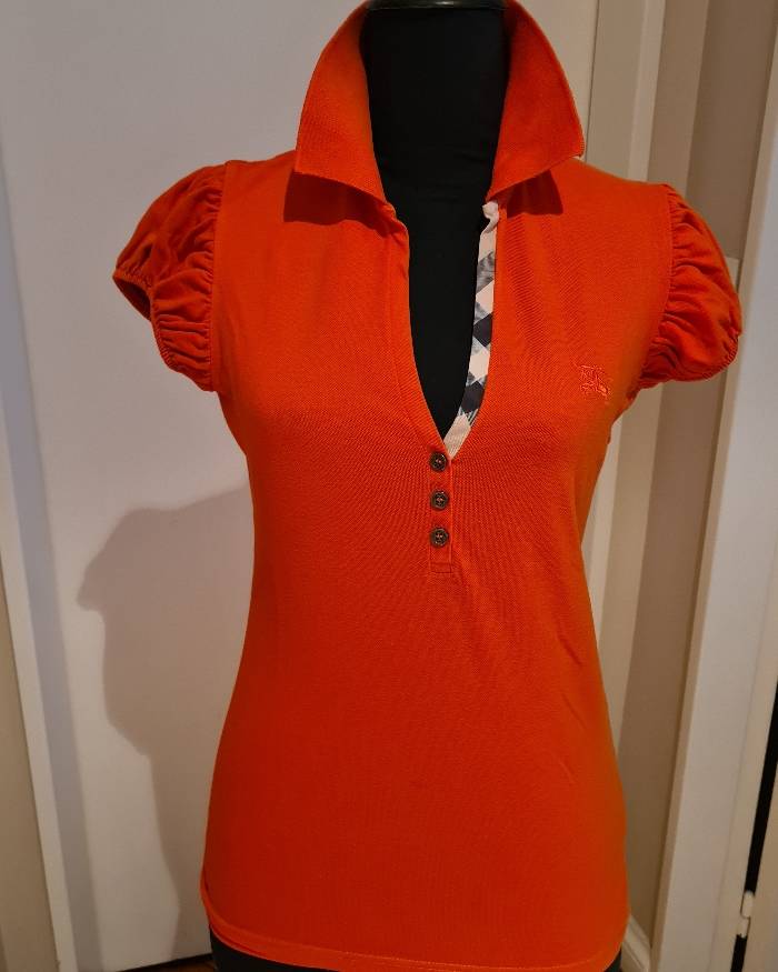 Renová Tu Vestidor - Remera Burberry