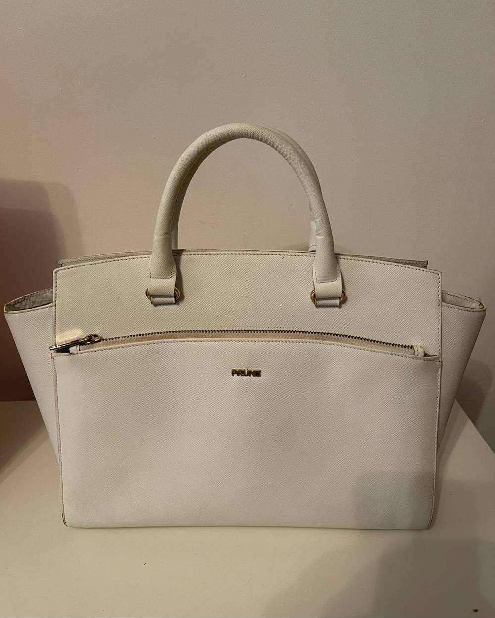 Renová Tu Vestidor - Cartera Prune
