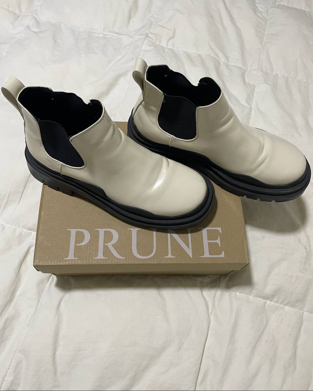 Renová Tu Vestidor - Botas Prune