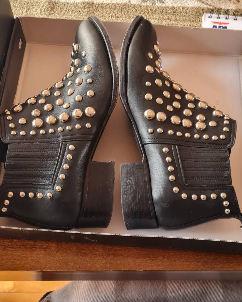 Renová Tu Vestidor - Botas Prune