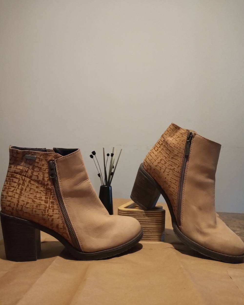 Renová Tu Vestidor - Botas Lady Stork