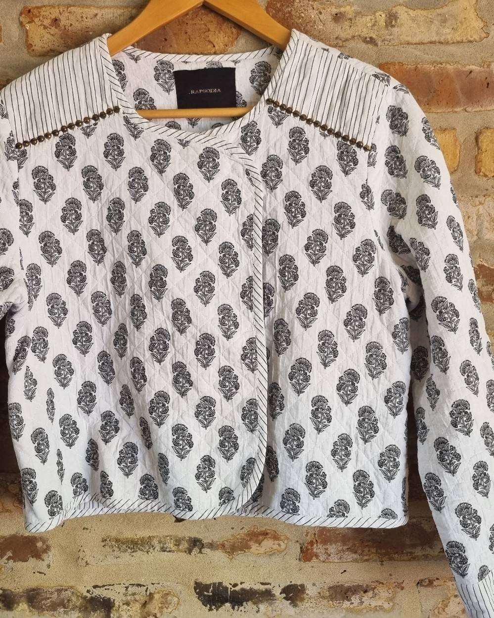 Renová Tu Vestidor - Campera Rapsodia