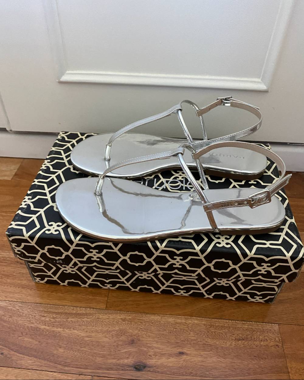 Renová Tu Vestidor - Sandalias Paruolo