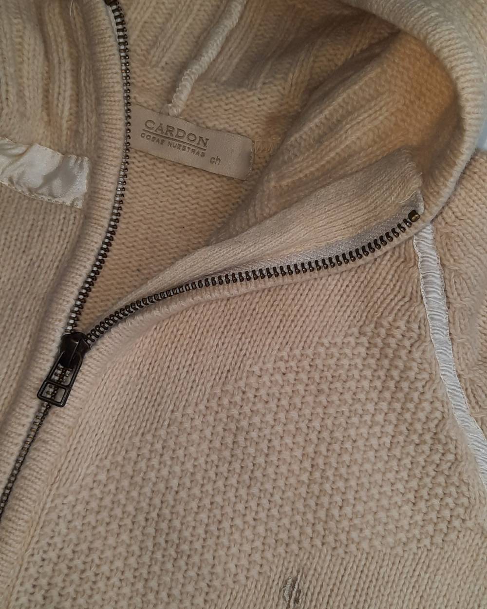 Renová Tu Vestidor - Campera Cardon