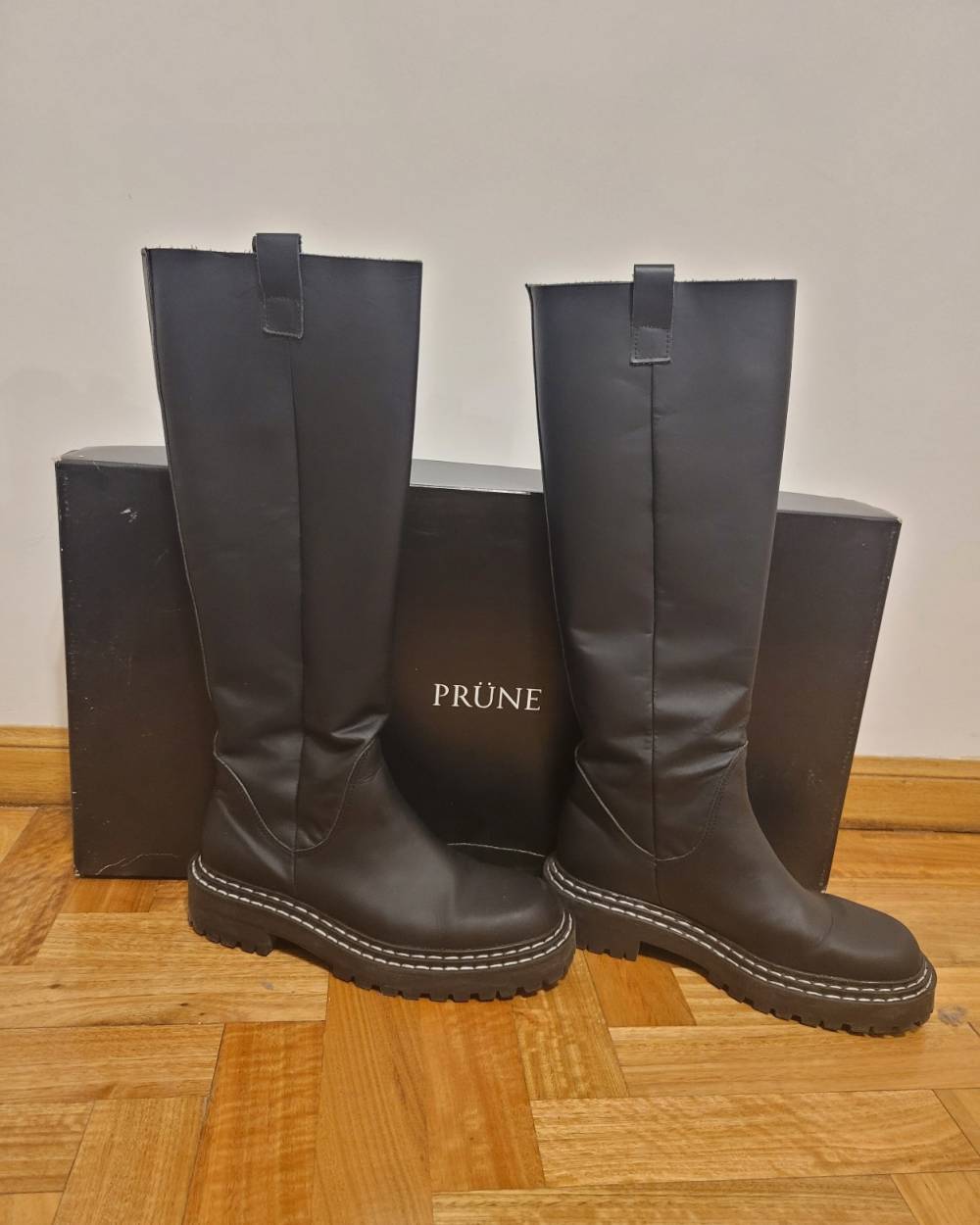 Renová Tu Vestidor - Botas Prune