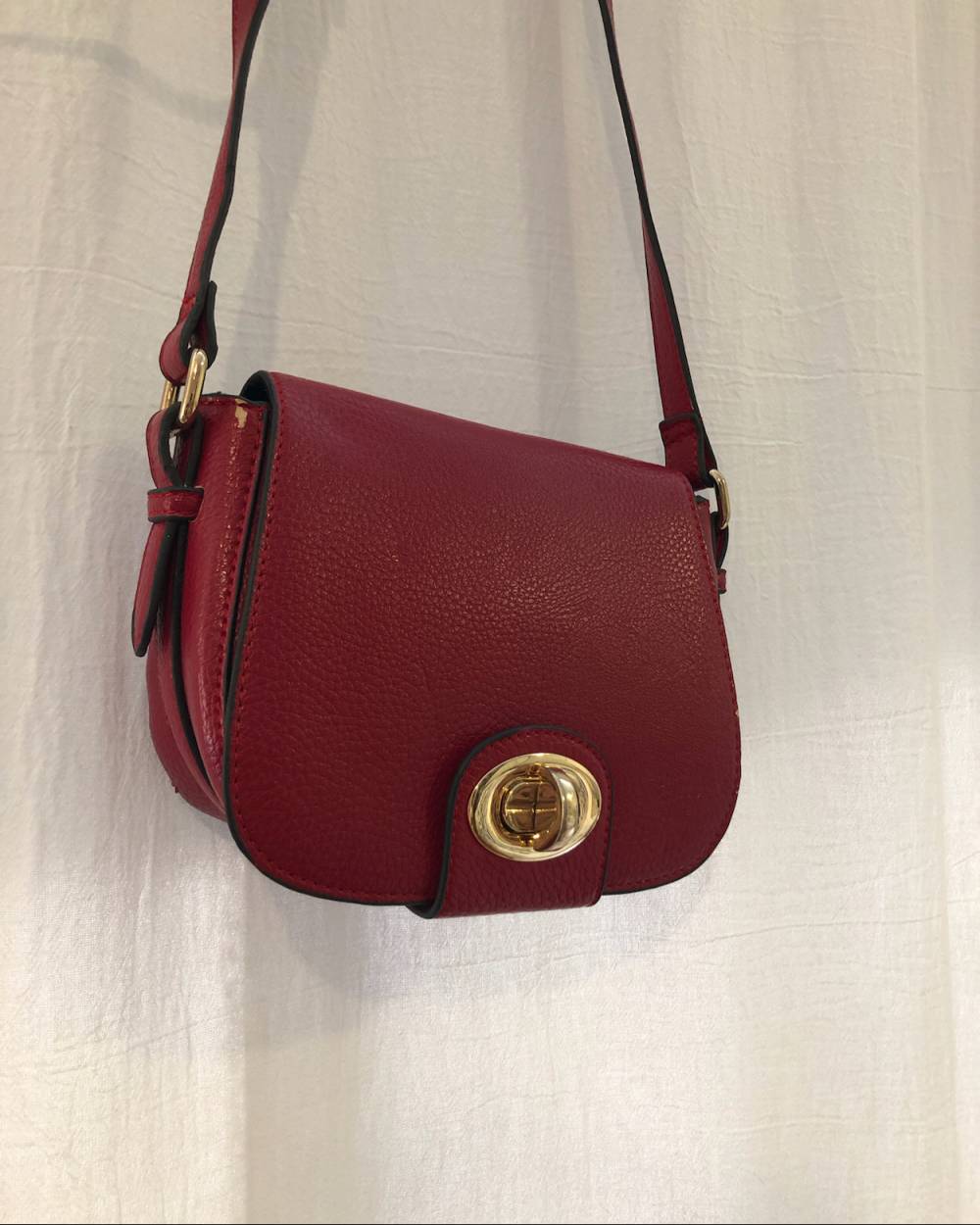 Renová Tu Vestidor - Cartera Prune