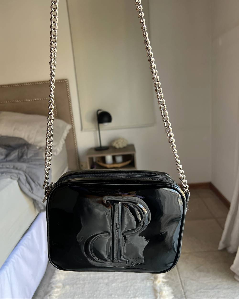 Renová Tu Vestidor - Cartera Prune