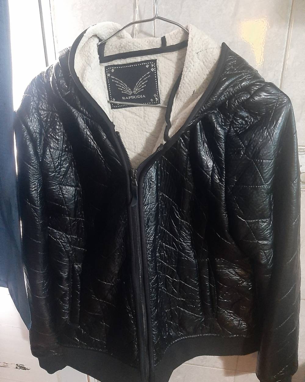 Renová Tu Vestidor - Campera Rapsodia