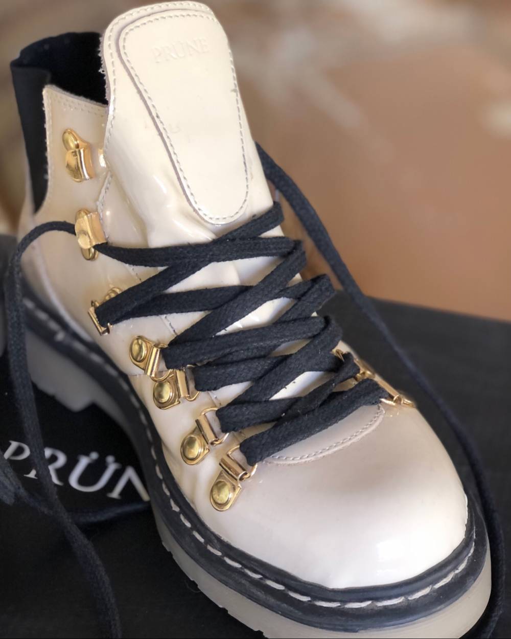 Renová Tu Vestidor - Botas Prune