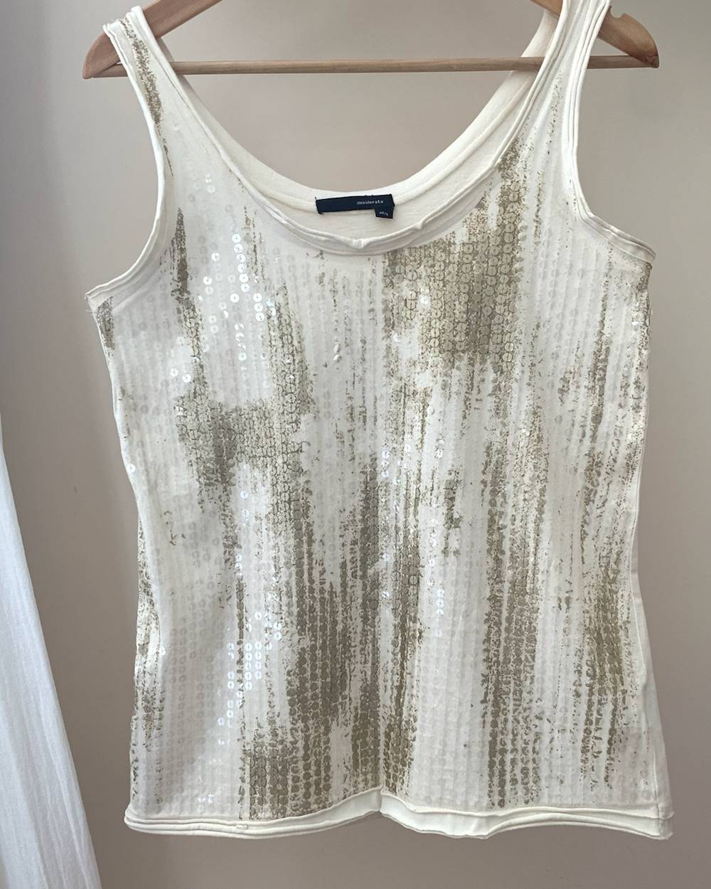 Renová Tu Vestidor - Remera Desiderata