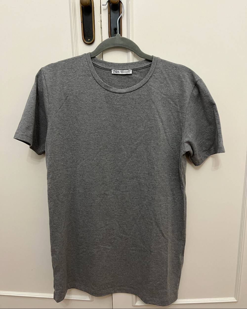 Renová Tu Vestidor - Remera Zara