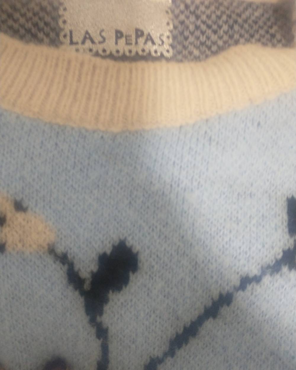 Renová Tu Vestidor - Sweater Las Pepas