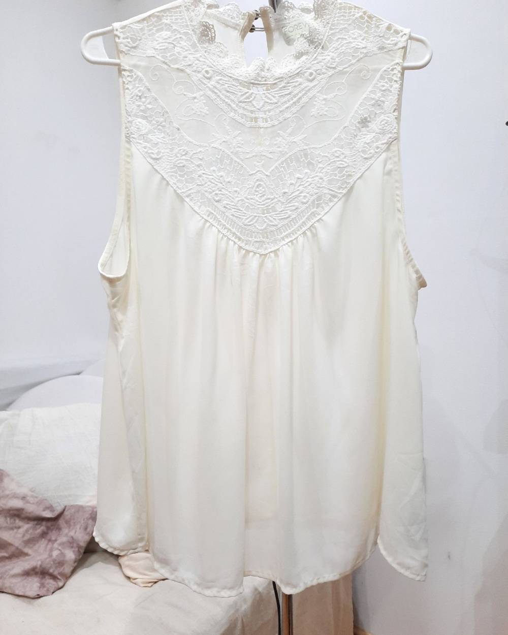 Renová Tu Vestidor - Camisa Forever 21