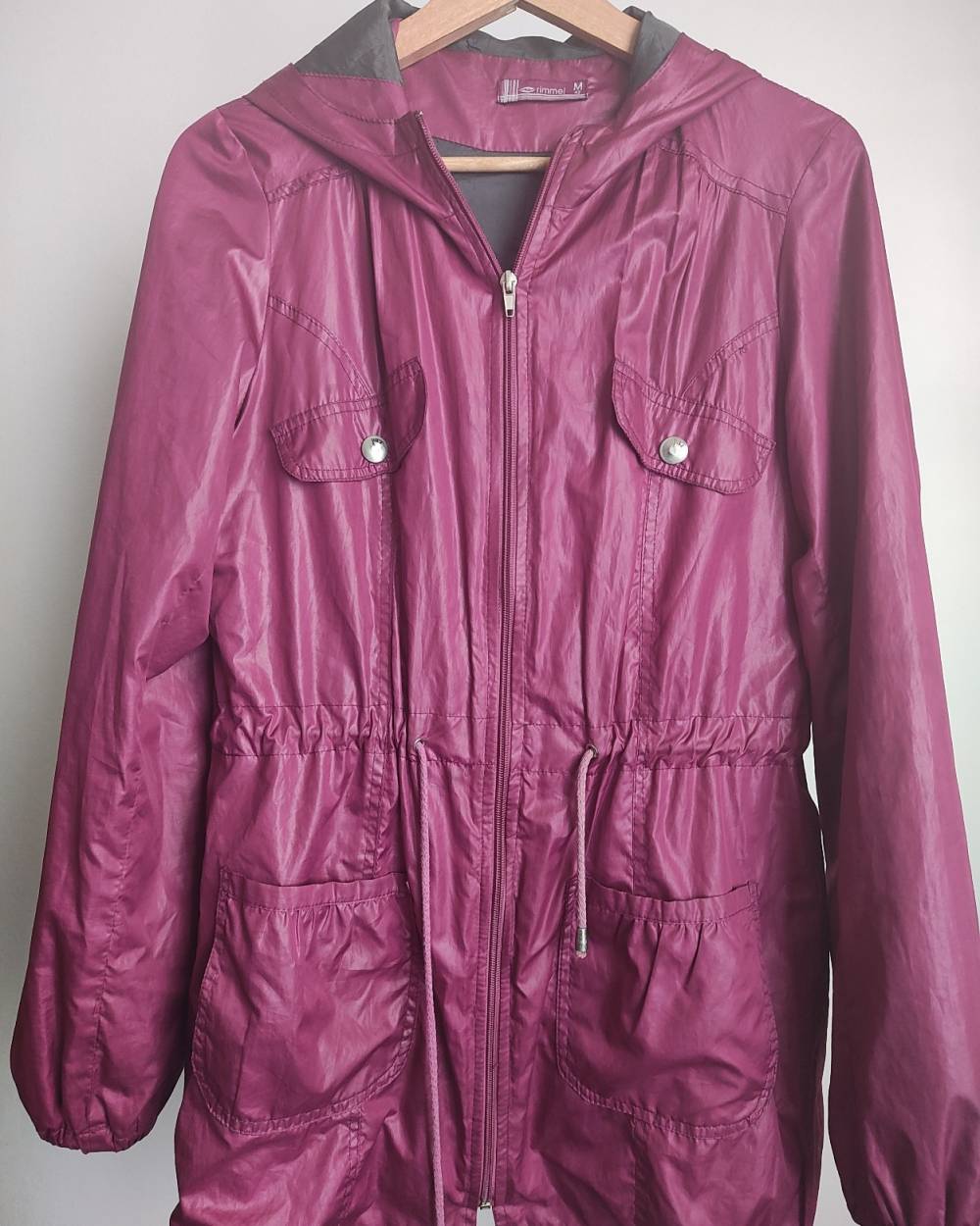 Renová Tu Vestidor - Campera Rimmel