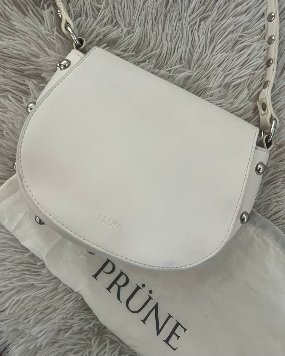 Renová Tu Vestidor - Cartera Prune