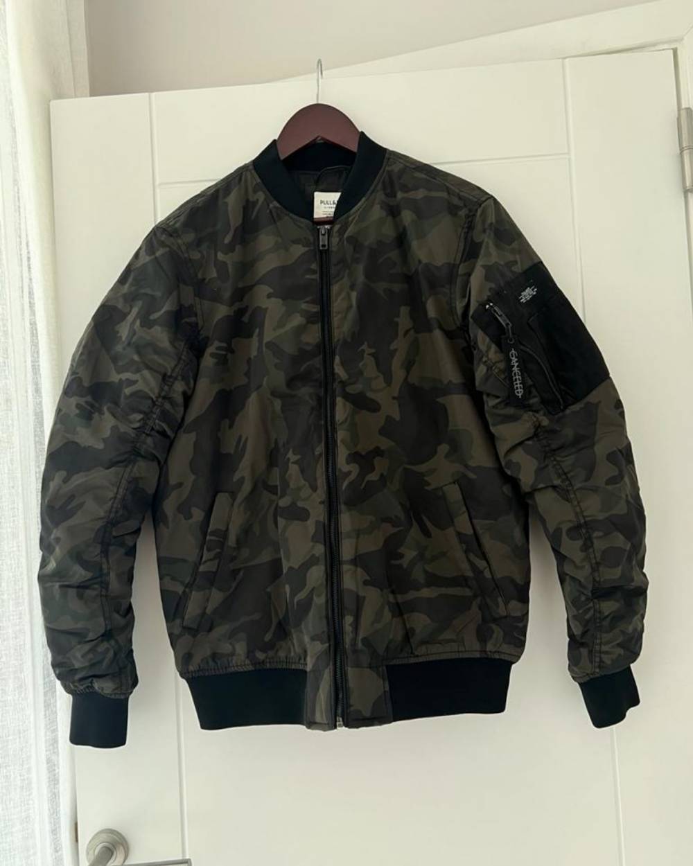 Renová Tu Vestidor - Campera Pull & Bear