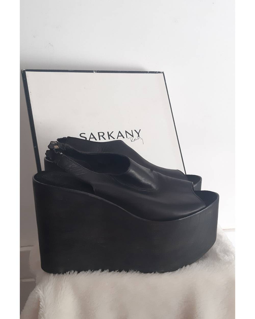 Renová Tu Vestidor - Zapatos Sofia Sarkany