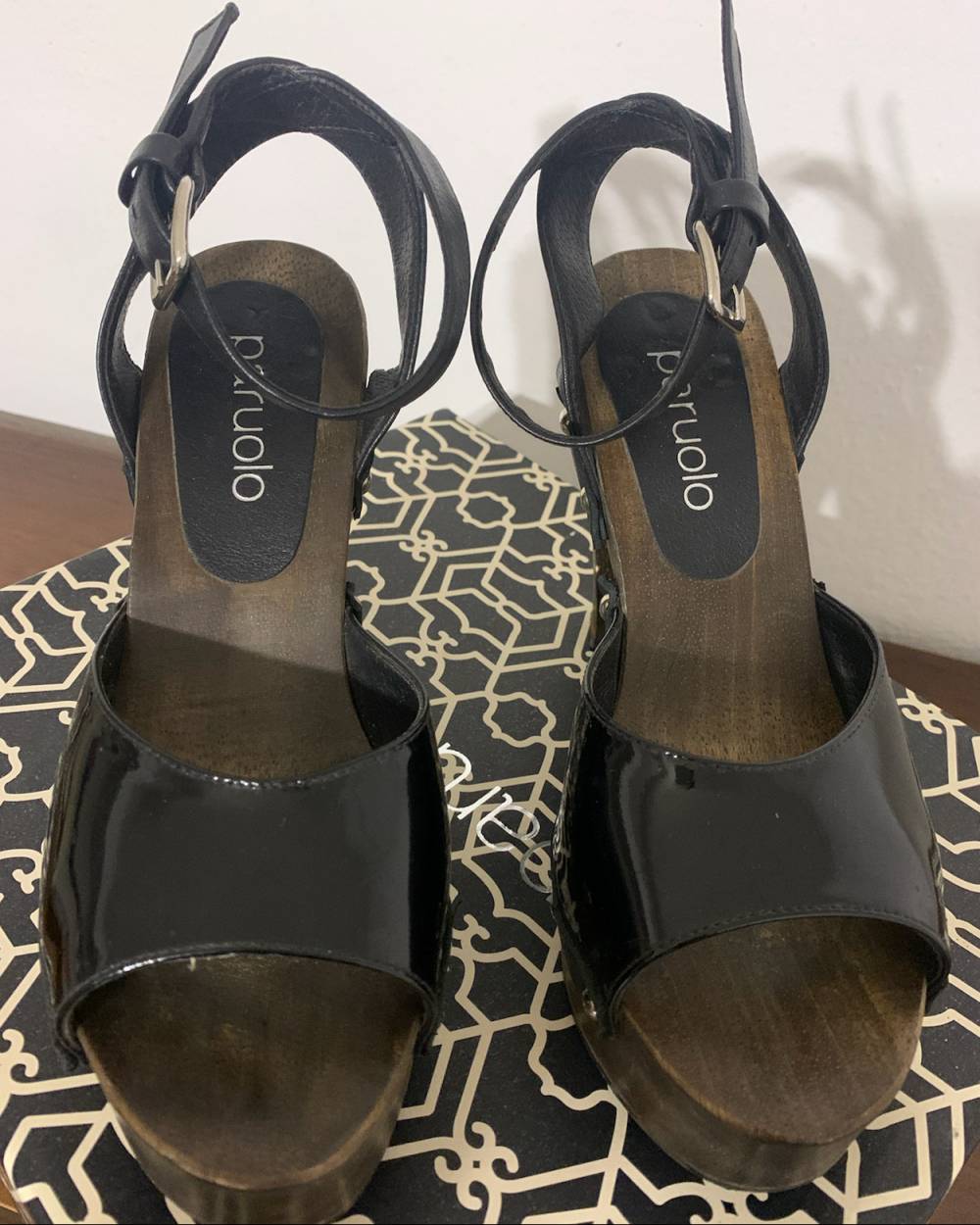 Renová Tu Vestidor - Sandalias Paruolo