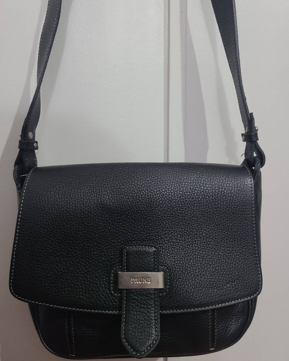 Renová Tu Vestidor - Cartera Prune