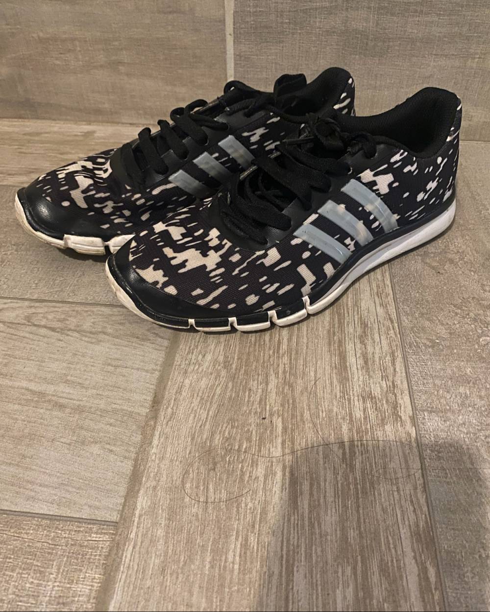 Renová Tu Vestidor - Zapatillas Adidas