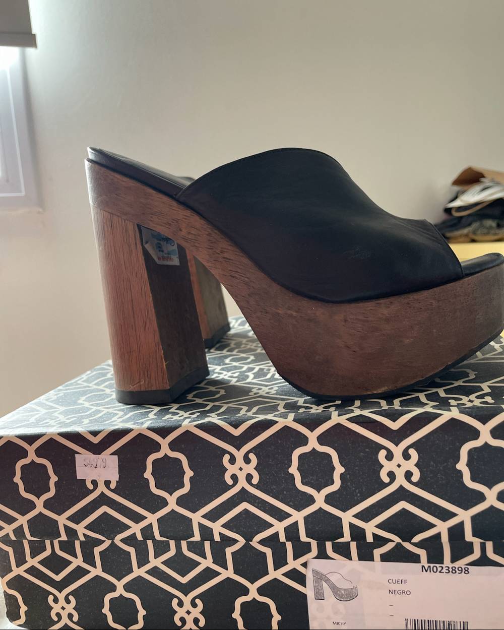 Renová Tu Vestidor - Sandalias Paruolo