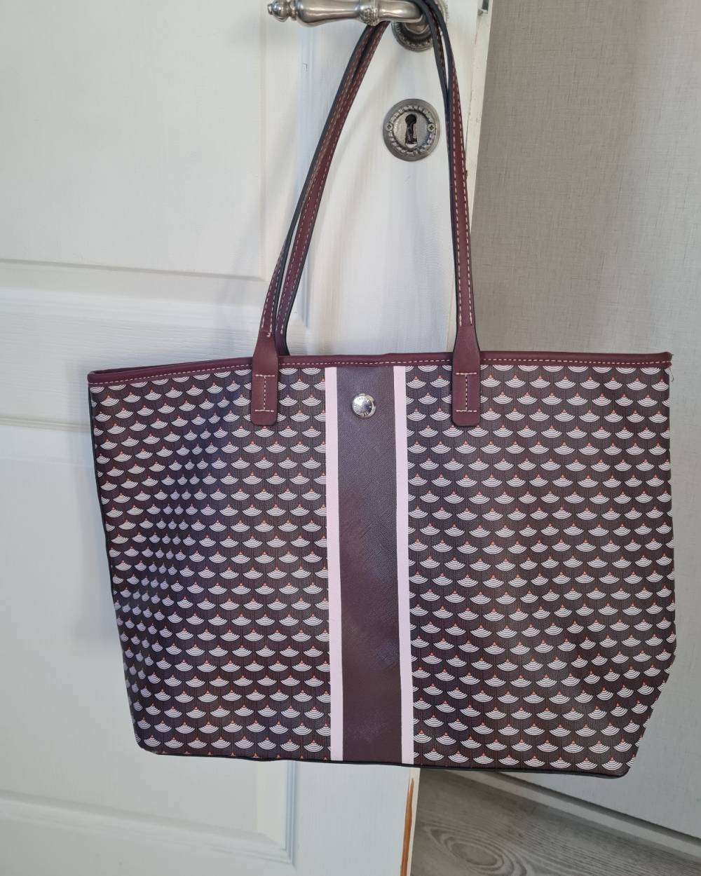 Renová Tu Vestidor - Cartera Prune