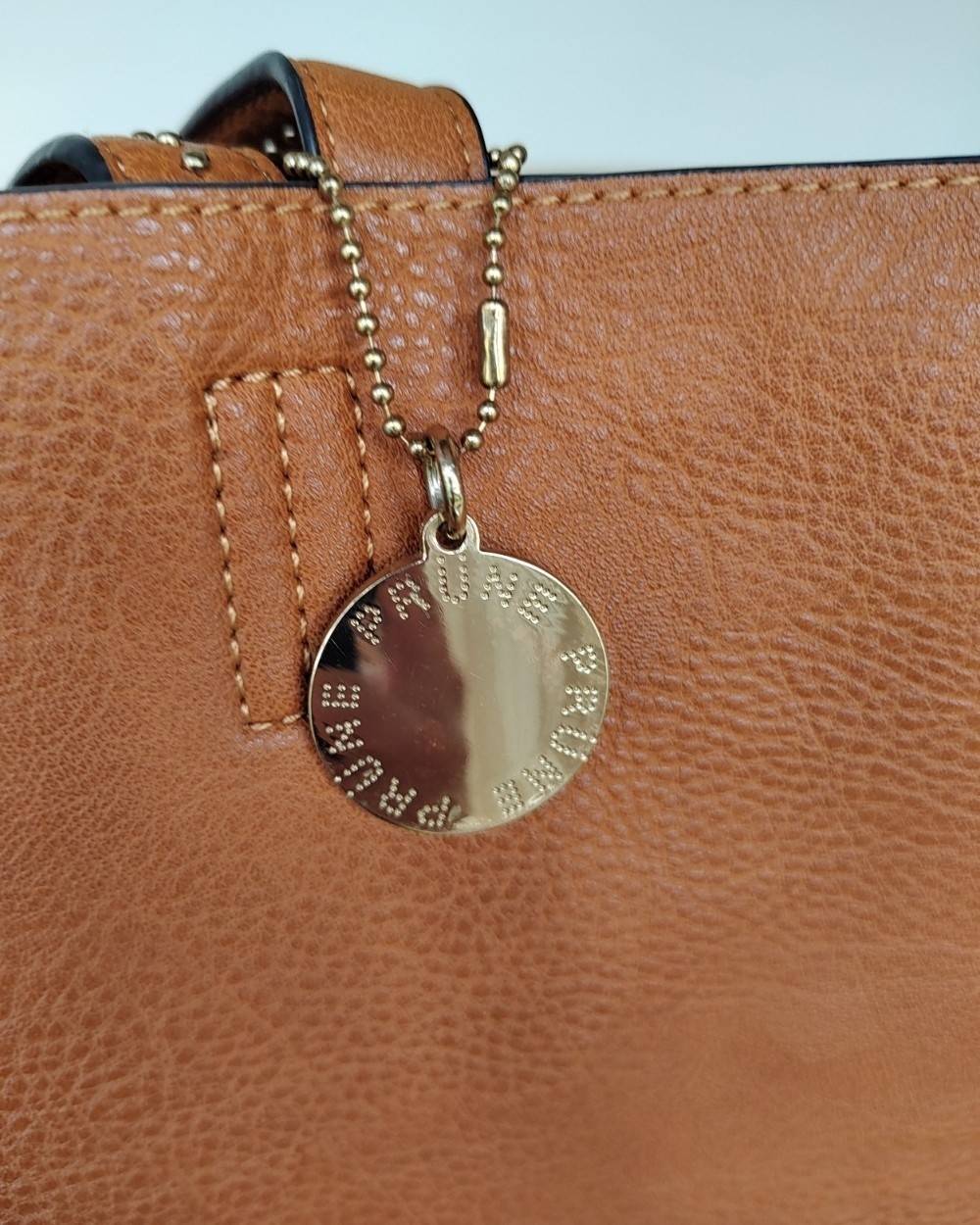 Renová Tu Vestidor - Cartera Prune