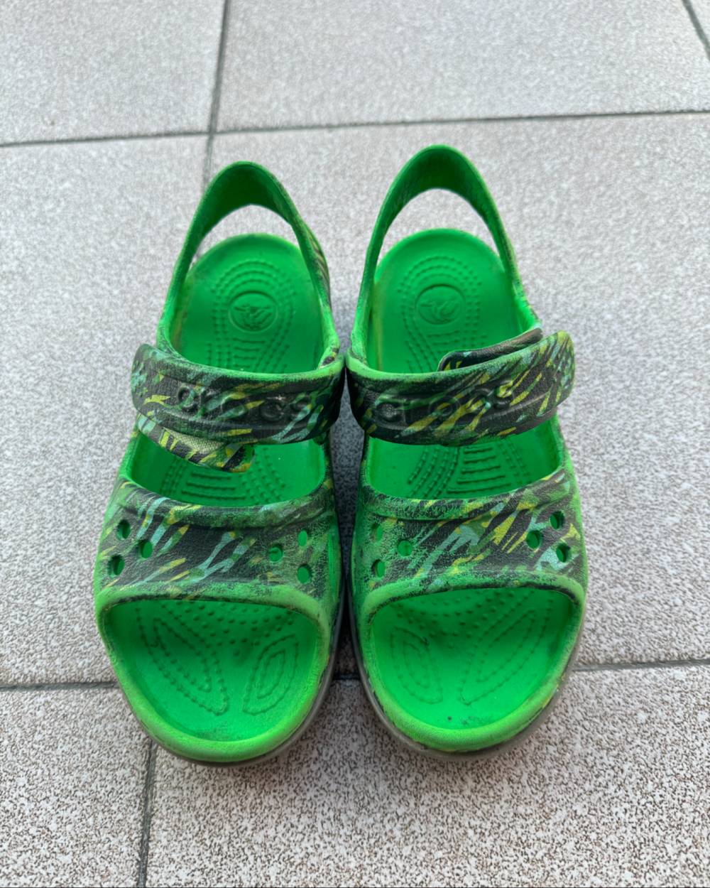 Renová Tu Vestidor - Calzado Crocs Kids