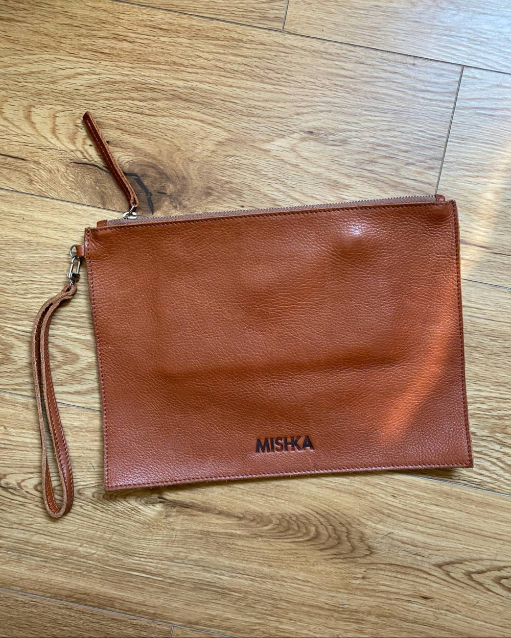 Renová Tu Vestidor - Cartera Mishka