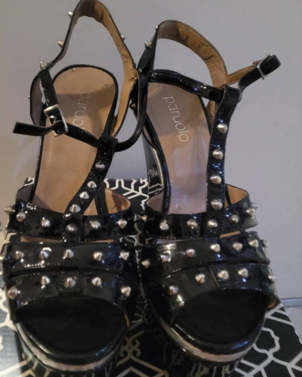 Renová Tu Vestidor - Sandalias Paruolo