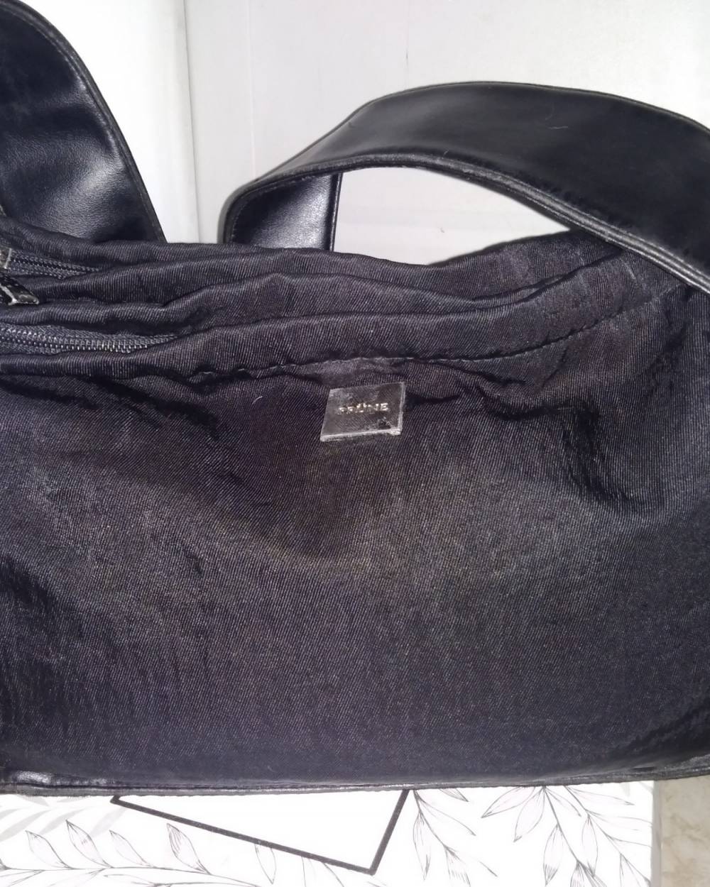 Renová Tu Vestidor - Cartera Prune