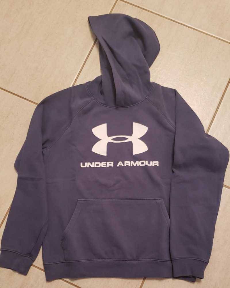Renová Tu Vestidor - Buzo Under Armour Kids