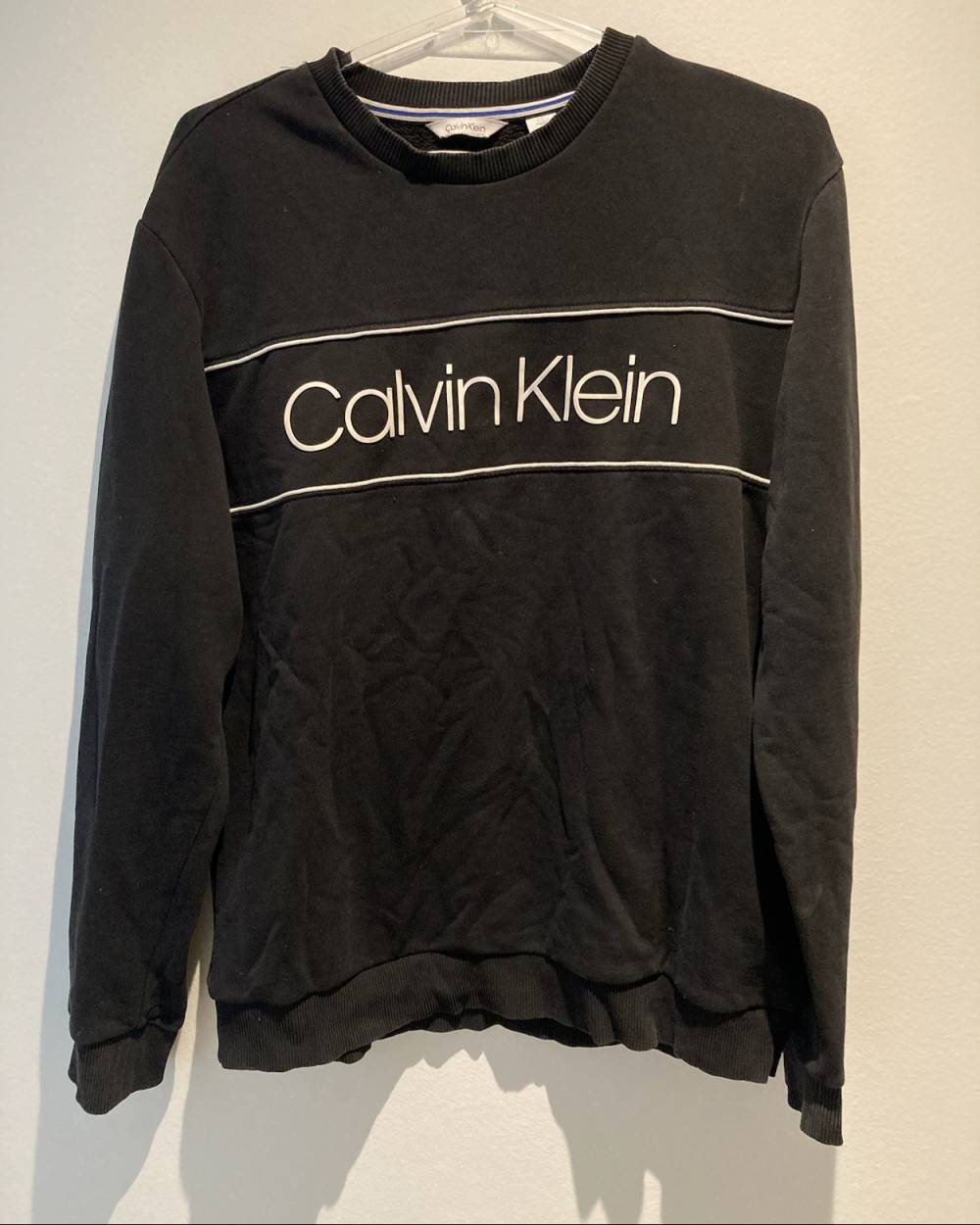 Renová Tu Vestidor - Buzo Calvin Klein