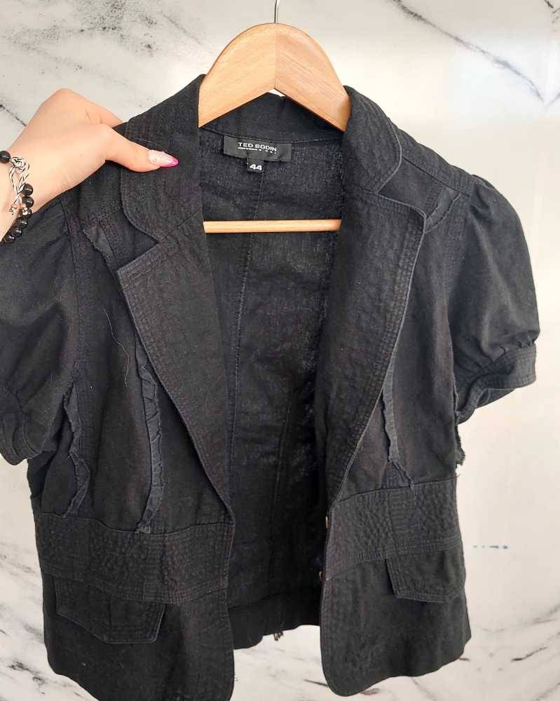 Renová Tu Vestidor - Saco Ted Bodin