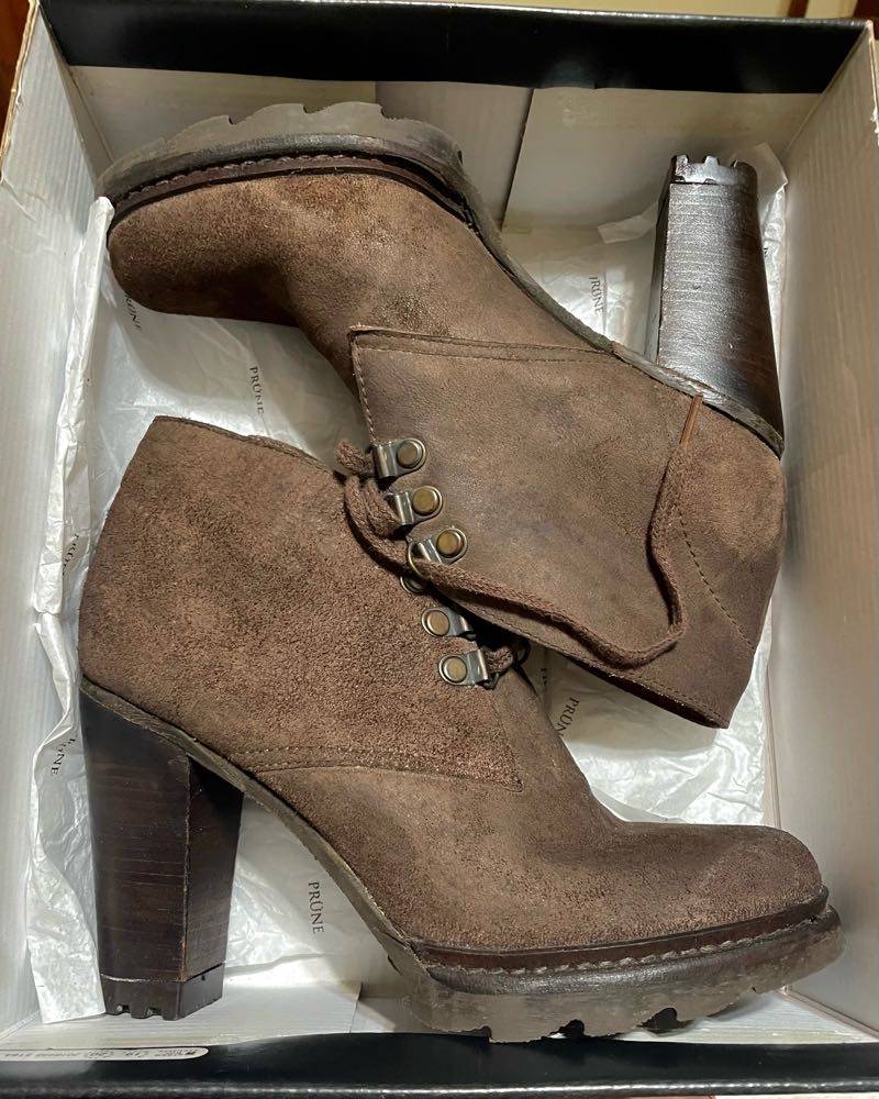 Renová Tu Vestidor - Botas Prune