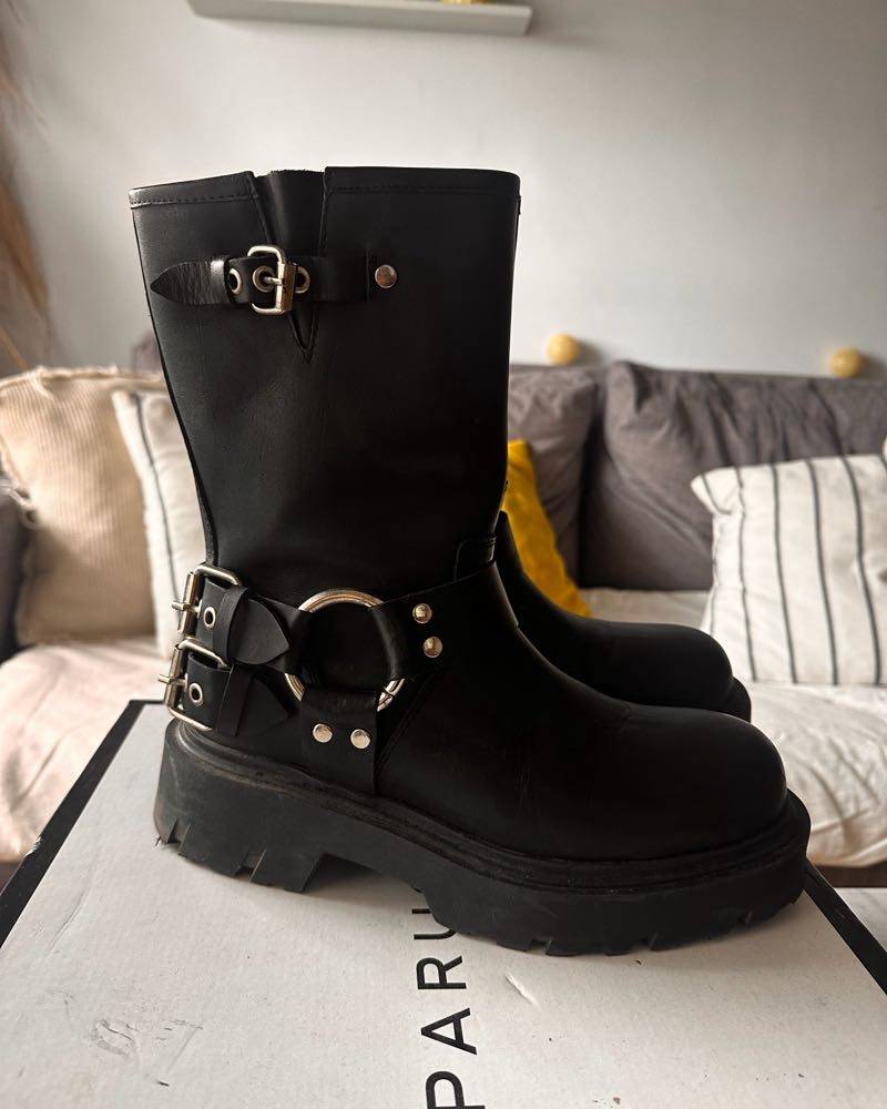 Renová Tu Vestidor - Botas Paruolo