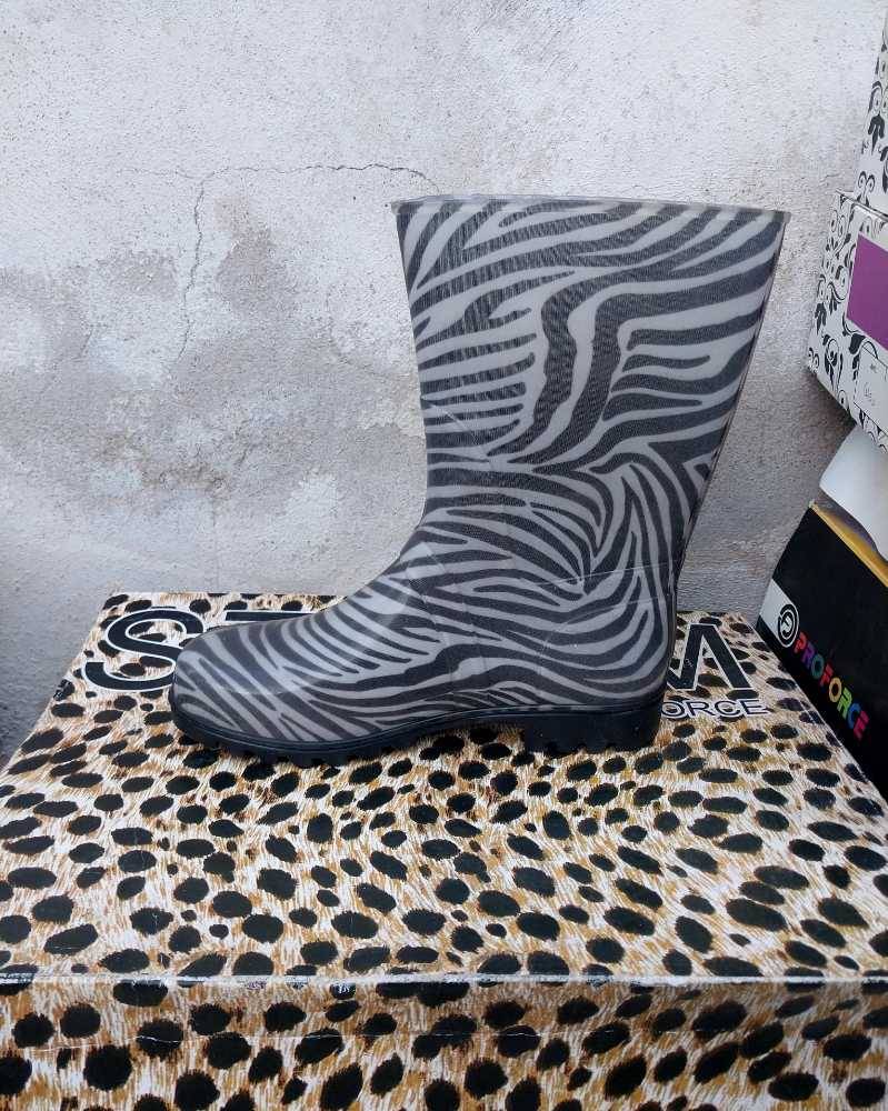 Renová Tu Vestidor - Botas 47 Street