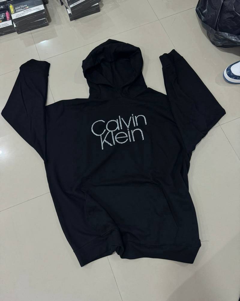 Renová Tu Vestidor - Buzo Calvin Klein