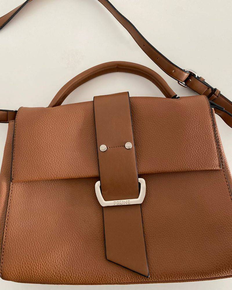 Renová Tu Vestidor - Cartera Prune