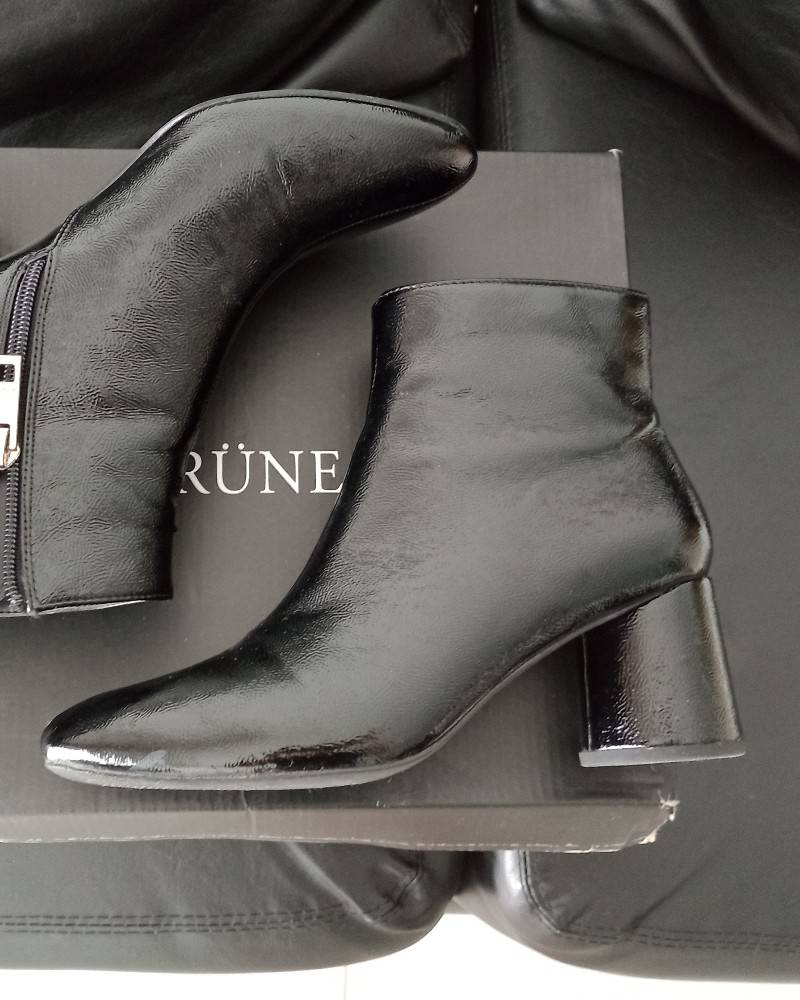 Renová Tu Vestidor - Botas Prune
