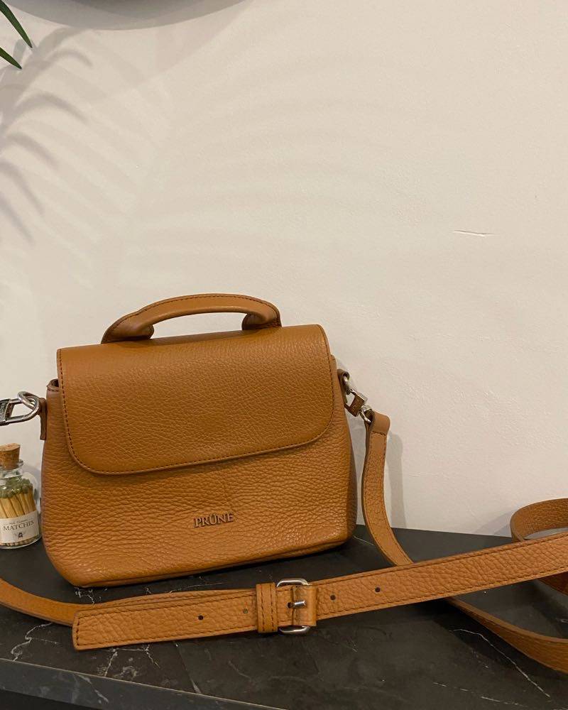 Renová Tu Vestidor - Cartera Prune