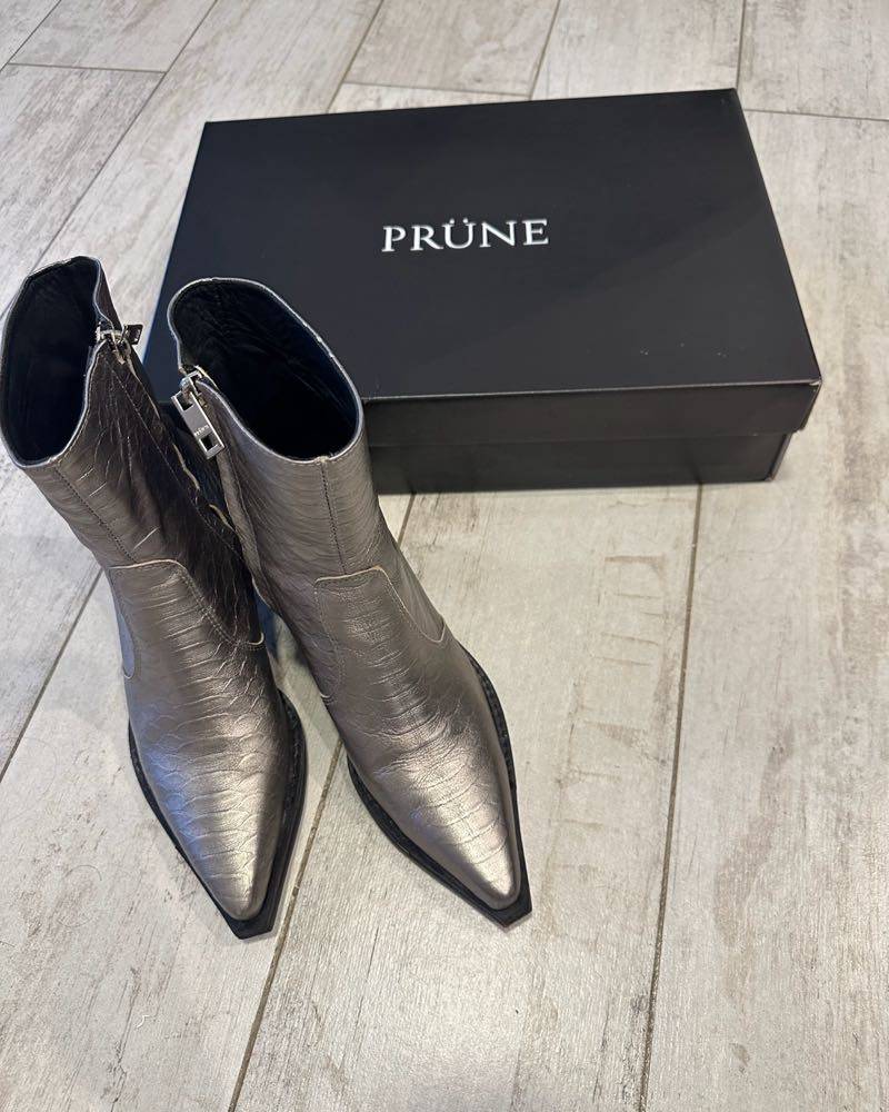 Renová Tu Vestidor - Botas Prune