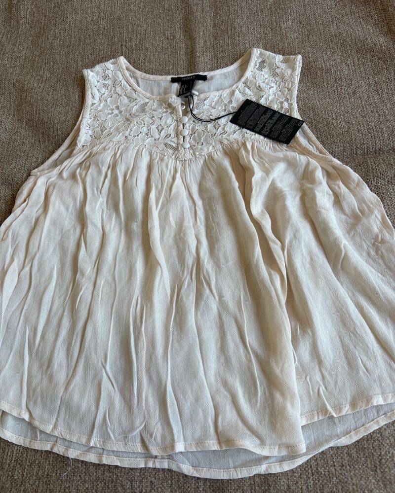Renová Tu Vestidor - Camisa Forever 21