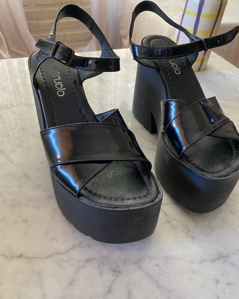 Renová Tu Vestidor - Sandalias Paruolo