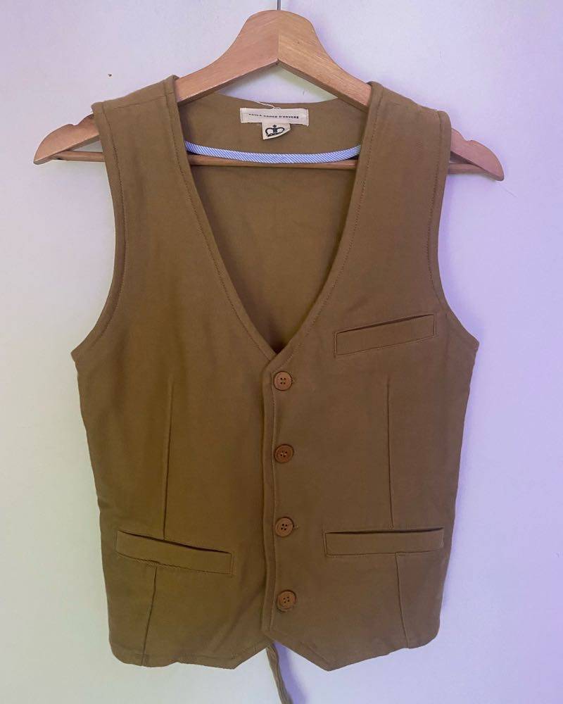 Renová Tu Vestidor - Chaleco Paula Cahen DAnvers