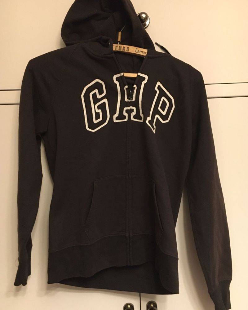 Renová Tu Vestidor - Campera GAP