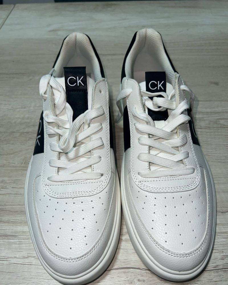 Renová Tu Vestidor - Zapatillas Calvin Klein